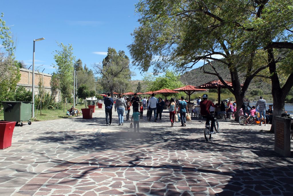 Presenta paseo El Pueblito show navideño – Gobierno del Estado de Durango